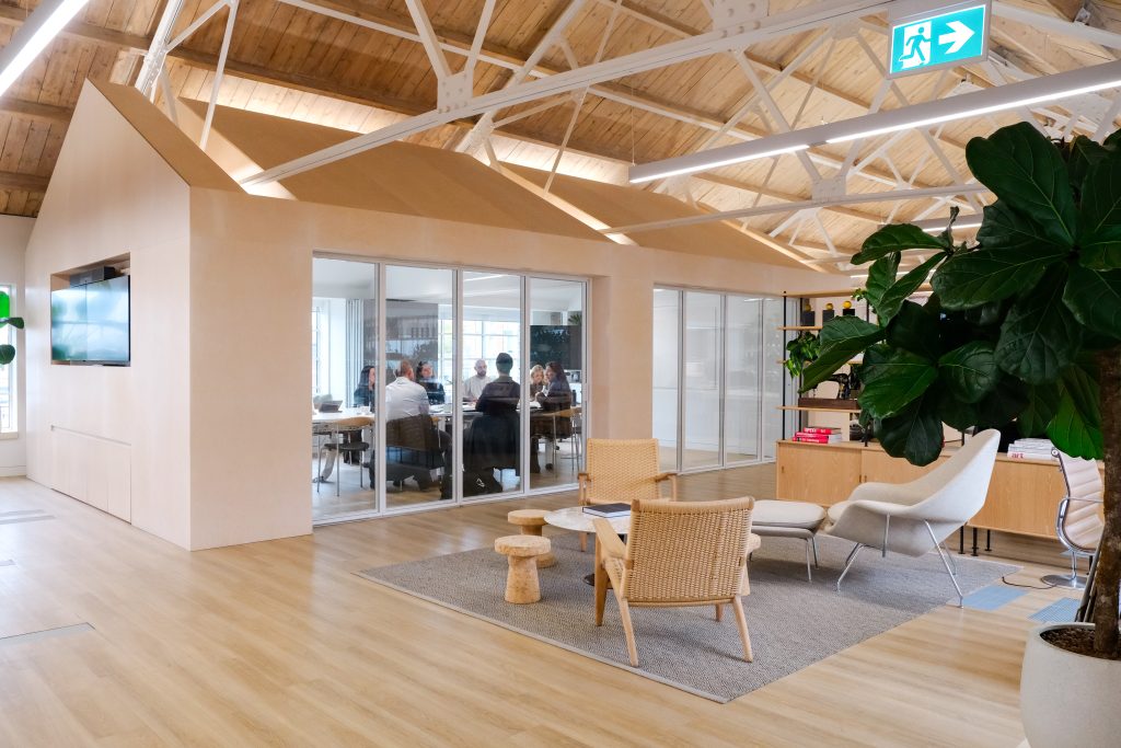 Designing for Dwell(being), IA architects x Agilité